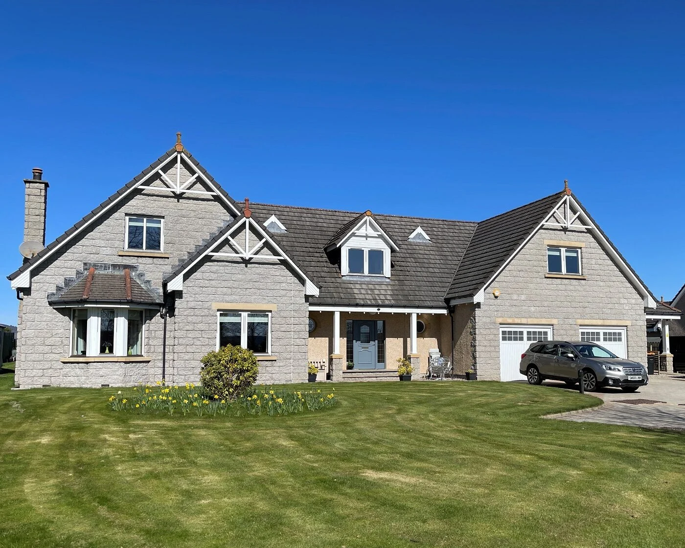 "Falcon House", 3 Margaret Allan Grove, Sauchen, AB51 7JW - Peterkins